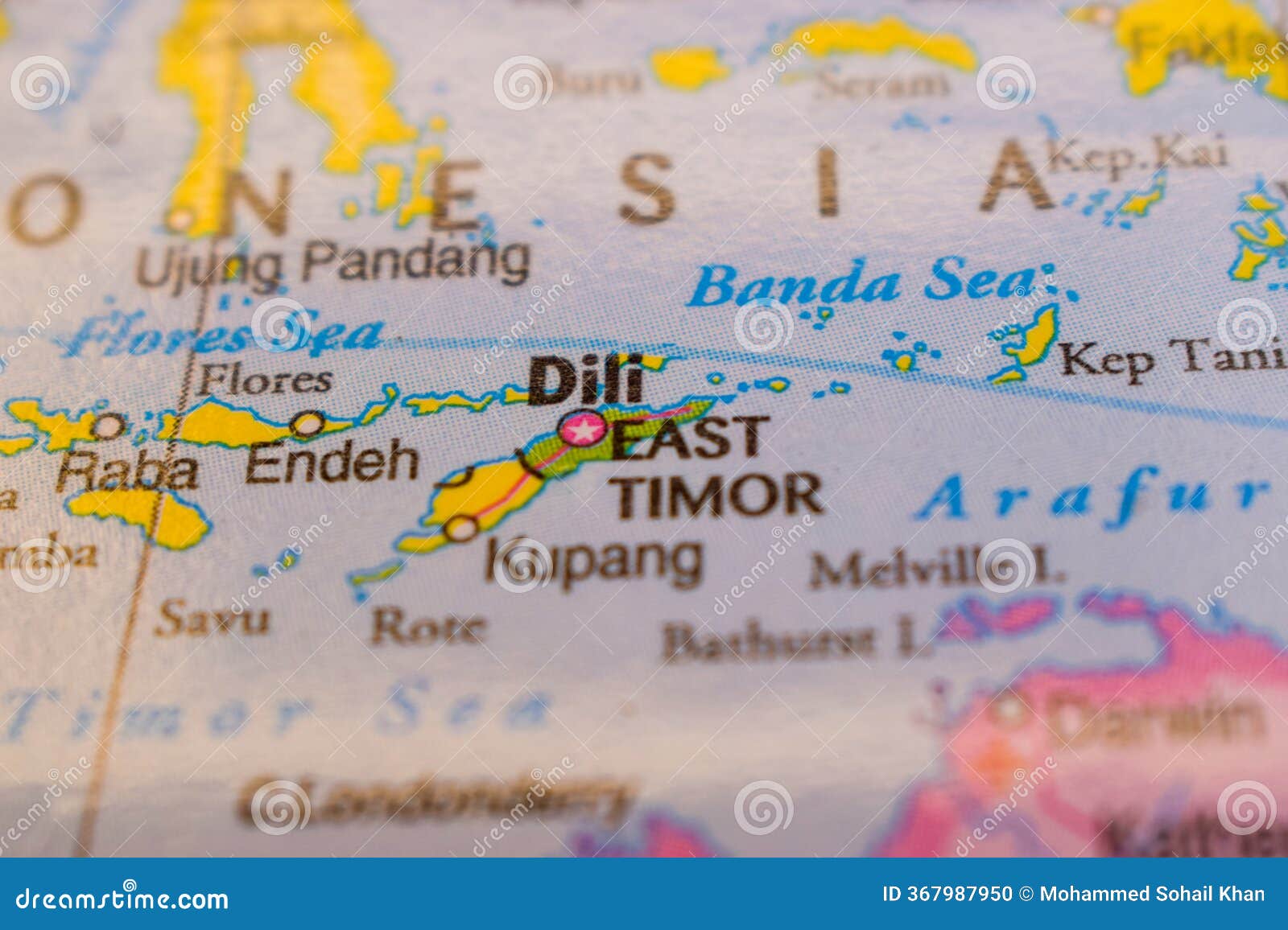 Dili Road Sign. Stock Photography | CartoonDealer.com #81065918