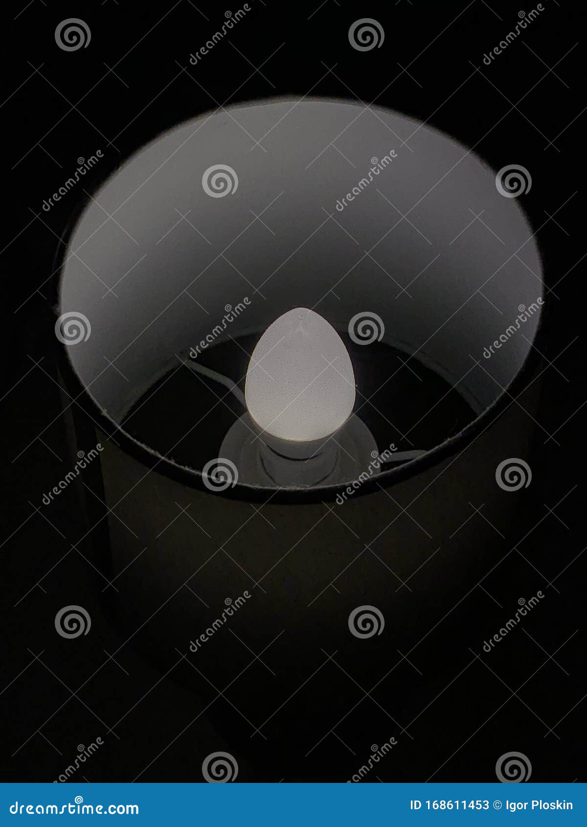 Dim lamp in the lamp stock image. Image of elegance - 168611453