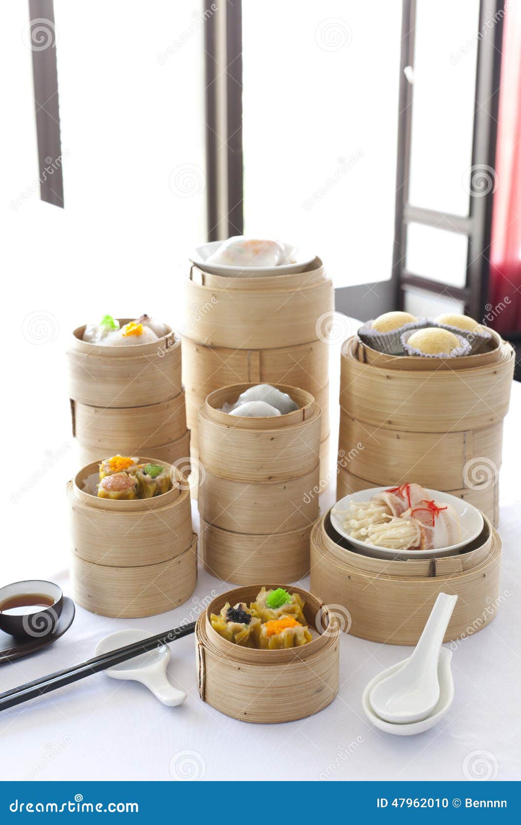 Dim sum in bamboo steamer stock photo. Image of mantou - 47962010