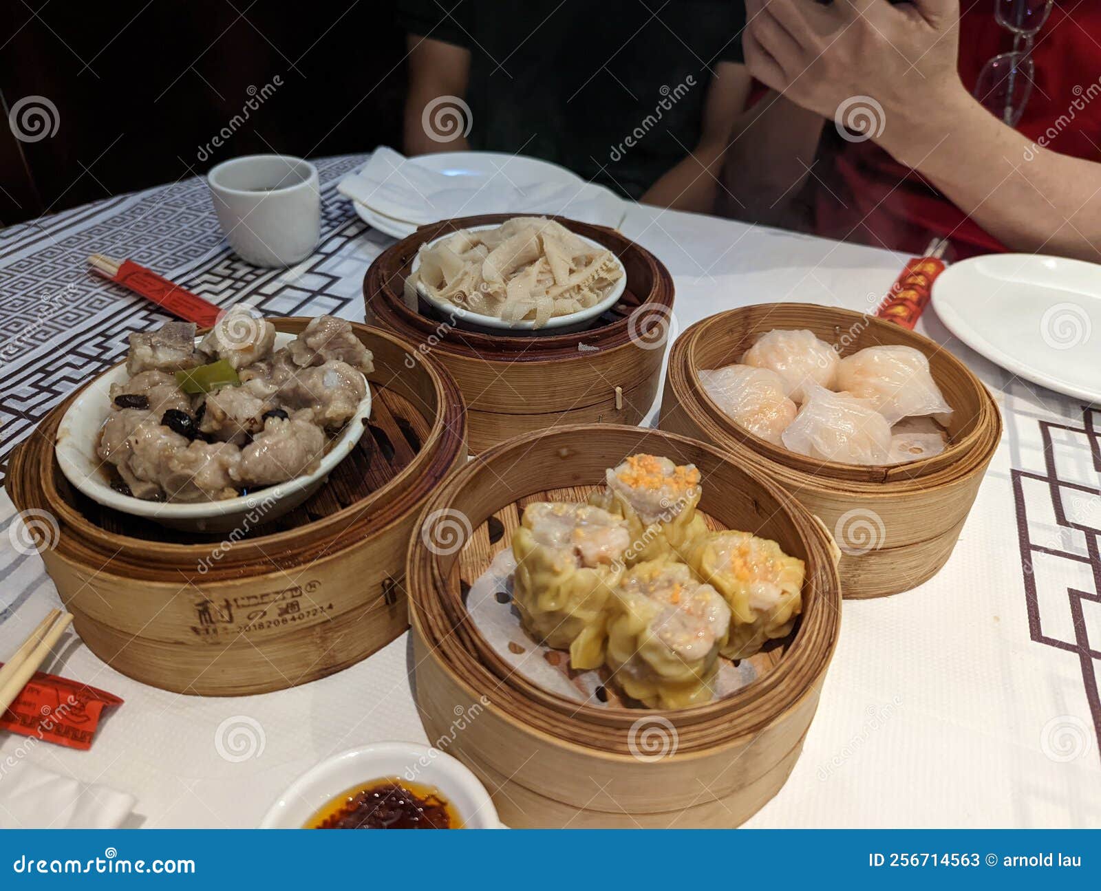 Dim Sum Chinese Appetizer Tapas Stock Image - Image of dinner, fish ...