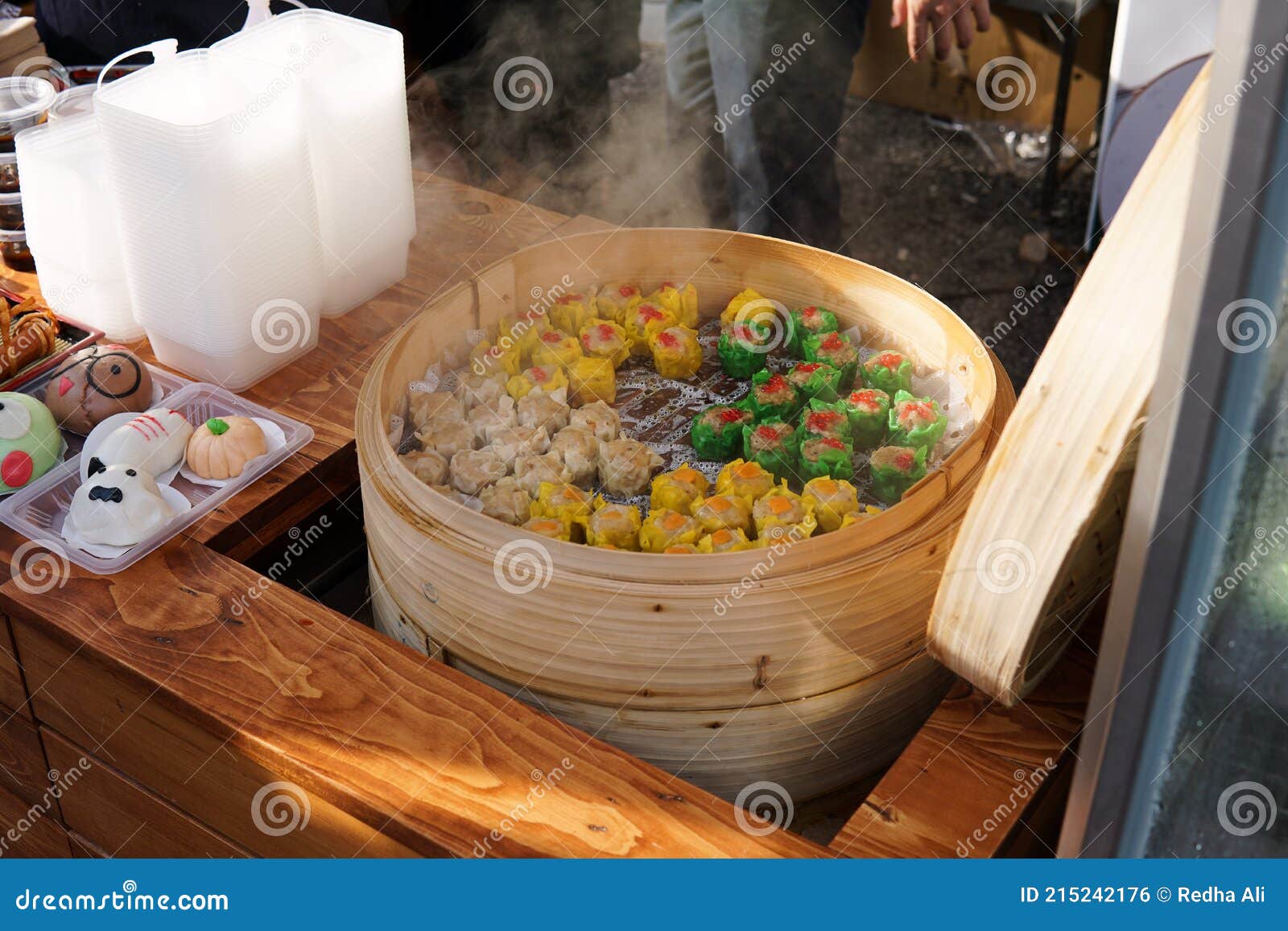 Dim Sum in the Wooden Container Stock Photo - Image of bamboo, meal ...