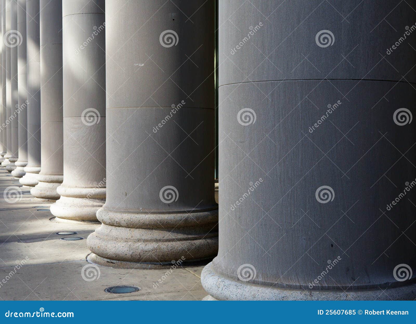 Diminishing Columns stock image. Image of vertical, support - 25607685