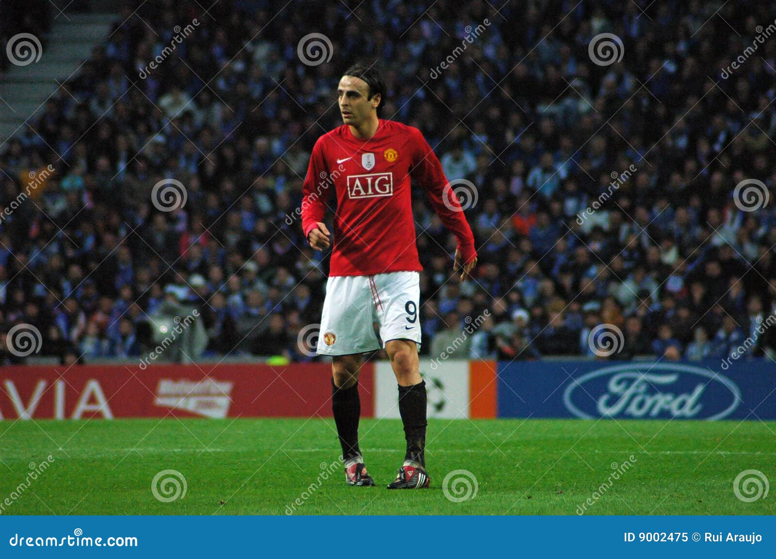 Dimitar Berbatov editorial image. Image of united, arena - 9002475