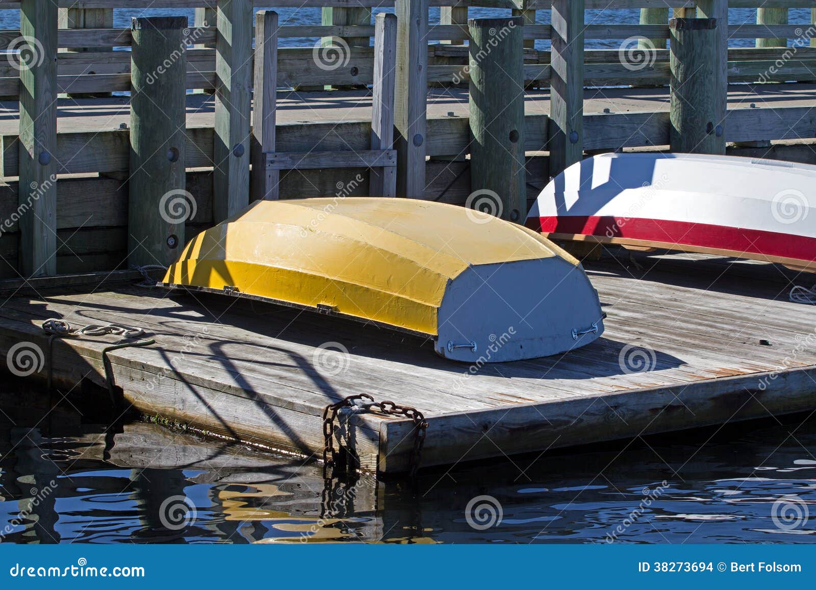 Dinghy on a floating dock stock photo. Image of wood - 38273694