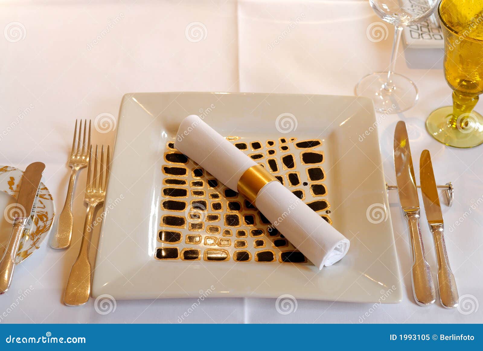 Dining Tabel Set Stock Photos - Free & Royalty-Free Stock Photos from ...