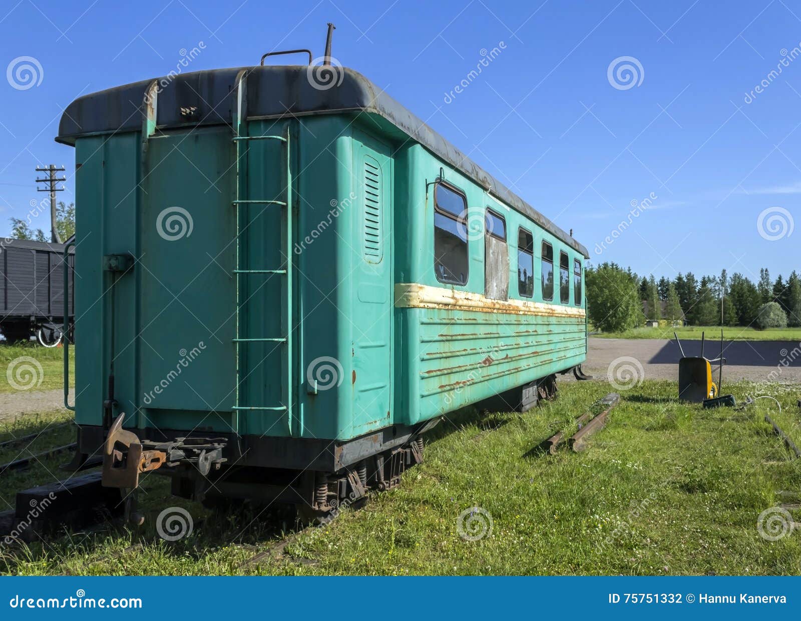 Dining wagon editorial photography. Image of depot, technology - 75751332