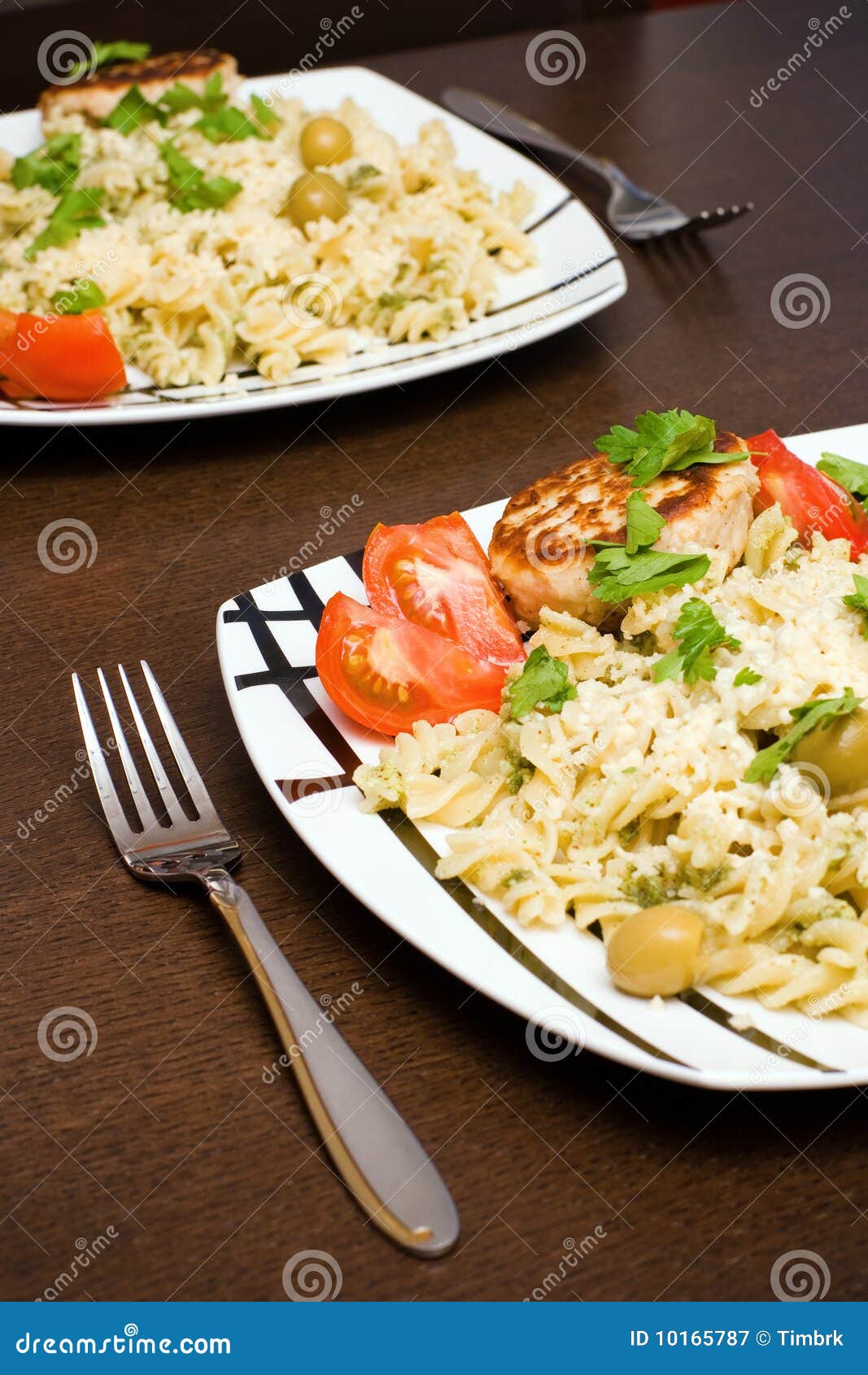 Dinner Plate Picture. Image: 10165787