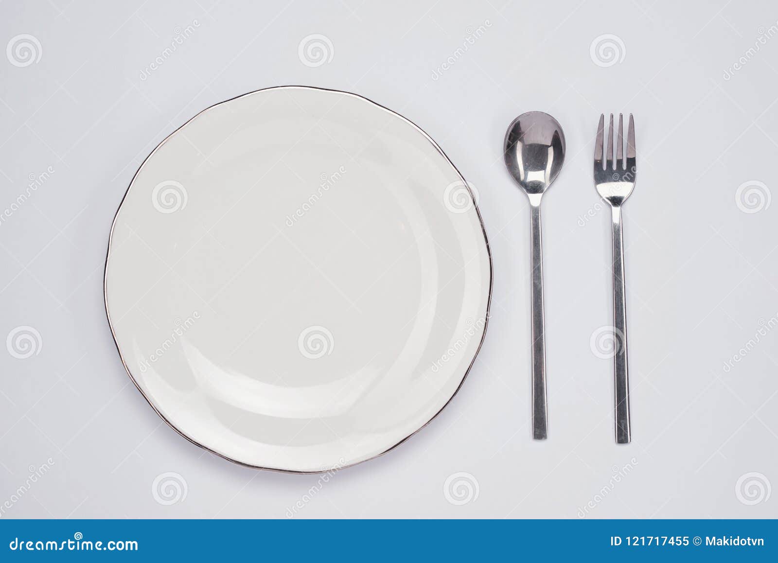 Dinner Plate Setting Top View. Empty Plate and Silverware Set on Stock ...