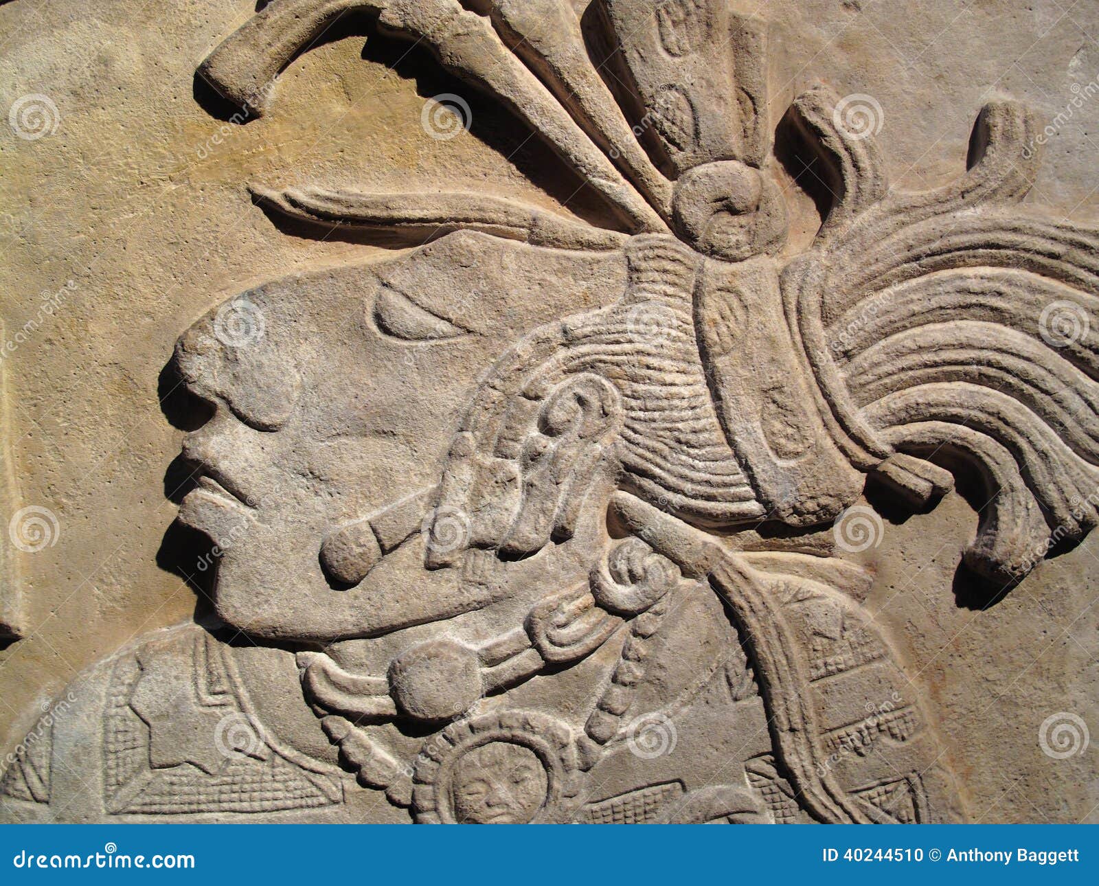 Dintel antiguo del maya foto de archivo. Imagen de ofrecimiento - 40244510