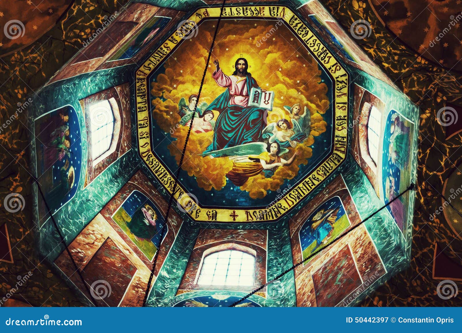 Dio Sulle Pitture Del Soffitto Della Chiesa Immagine Stock - Immagine ...