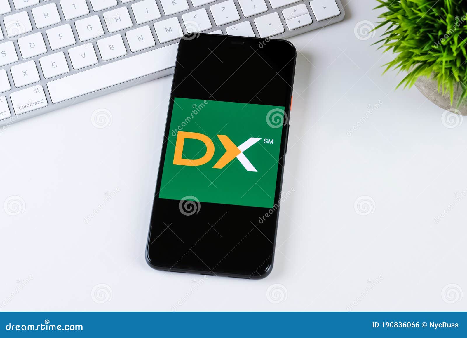 Direct Express App Logo on a Smartphone Screen. Editorial Photo - Image ...