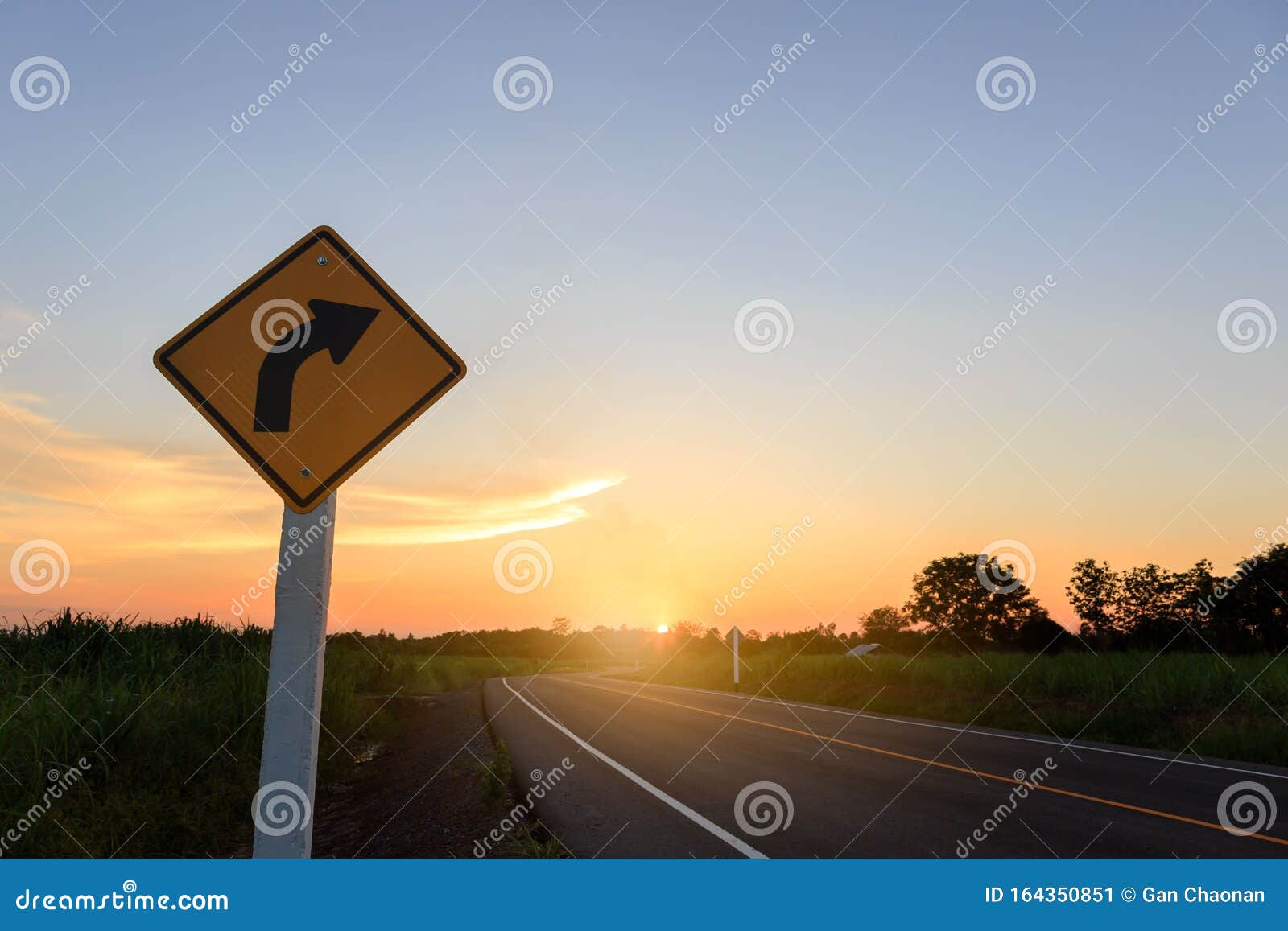 Direction Sign- Right Turn Warning on Sunset Background with Blank for ...