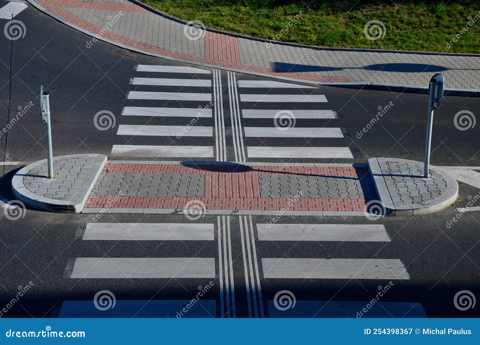 Directionally Divided Lanes at Intersection. Crossing Has a Raised ...