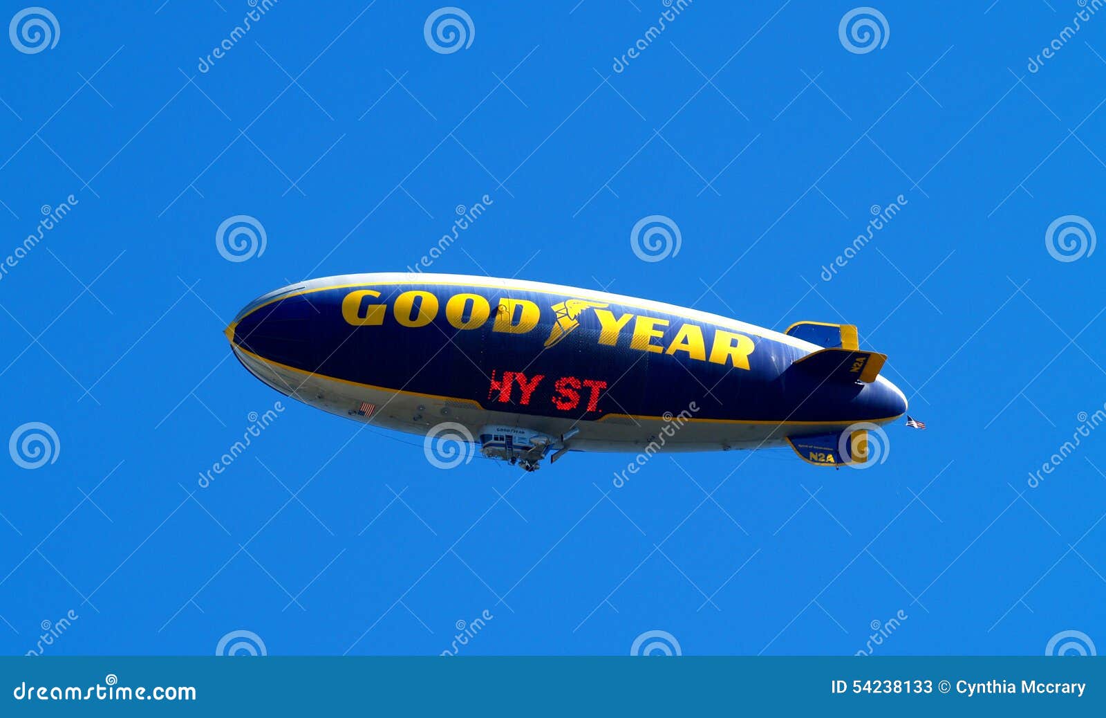 Dirigeable Souple De Goodyear Photo stock éditorial - Image du goodyear ...