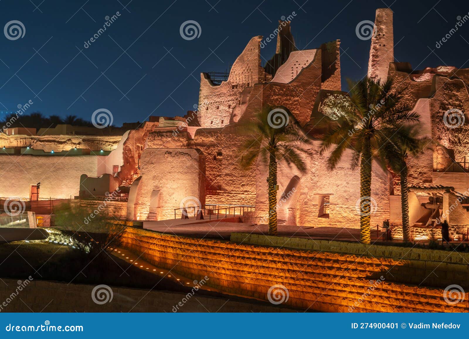 Diriyah Old Town Walls Illuminated at Night, Riyadh, Saudi Arabia ...