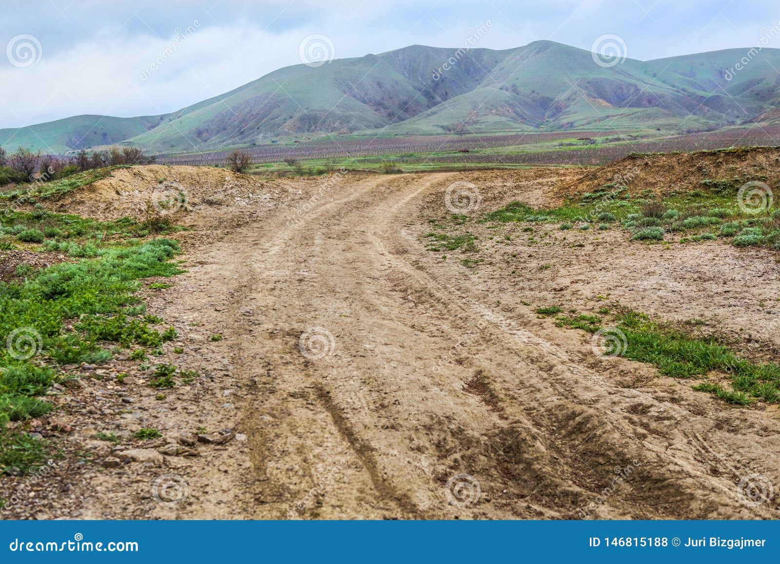 Dirt Road To the Open Mountain Range Stock Photo - Image of horizon ...