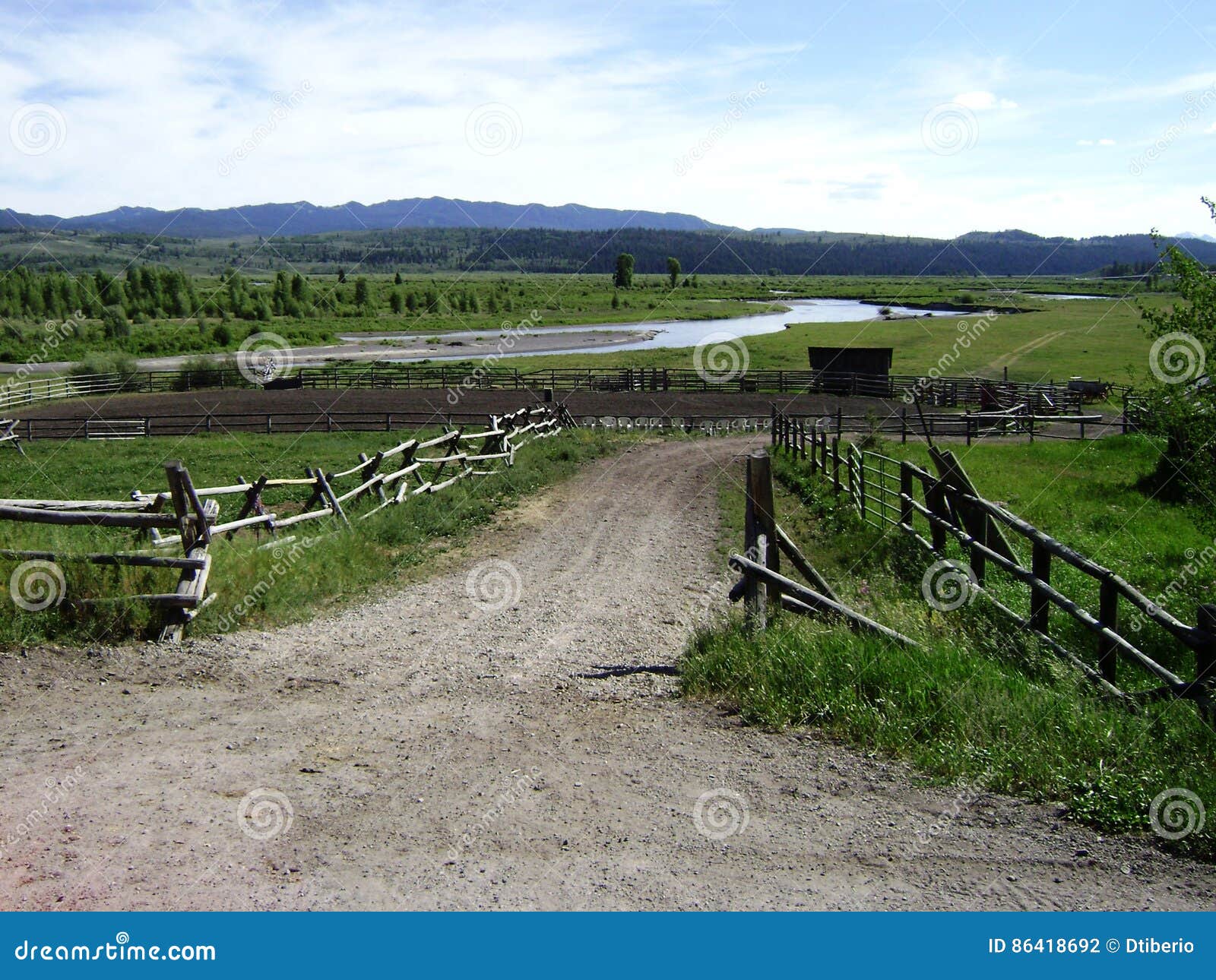 Dirt Road in Western Ranch stock photo. Image of roadway - 86418692