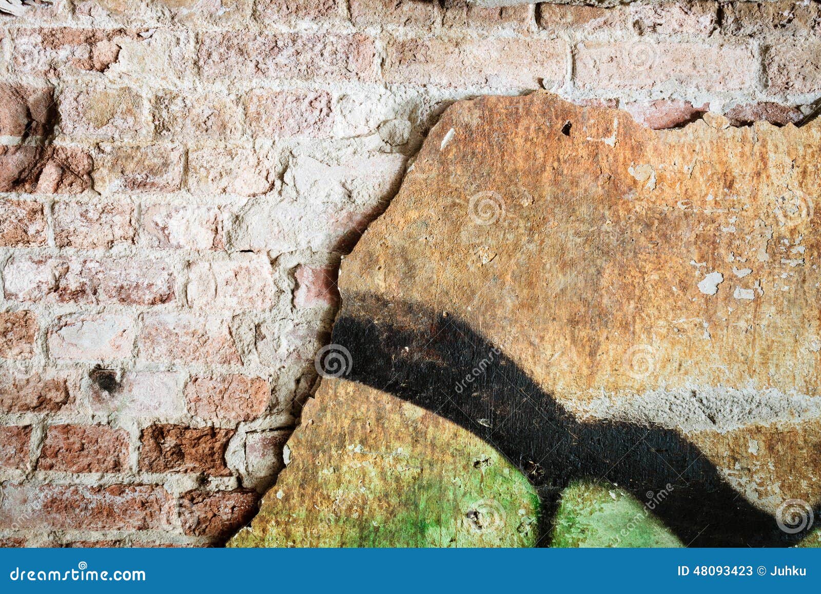 Dirty Concrete Wall with Graffiti and Big Crack Stock Image - Image of ...