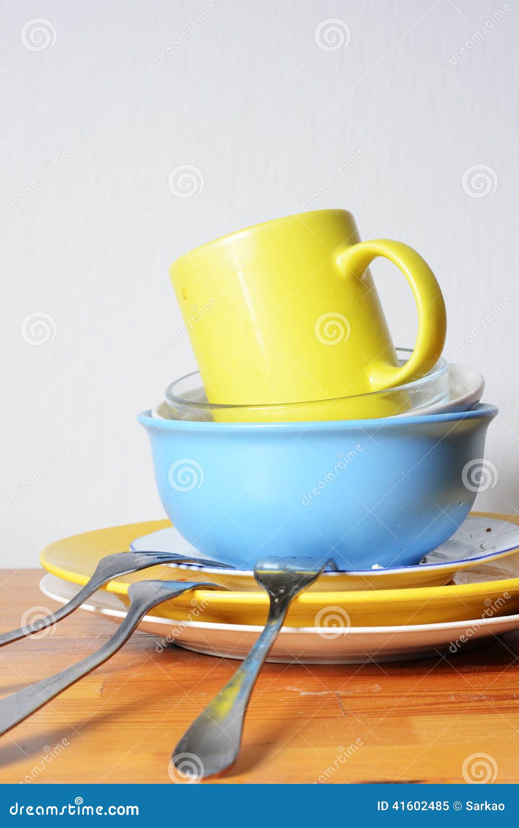 Dirty dishes on the table stock image. Image of basin - 41602485
