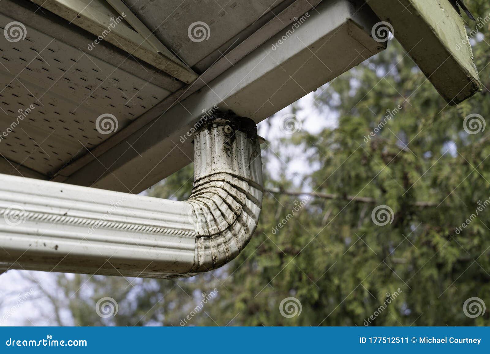Dirty House Exterior Clogged Gutter and Downspout Stock Image - Image ...