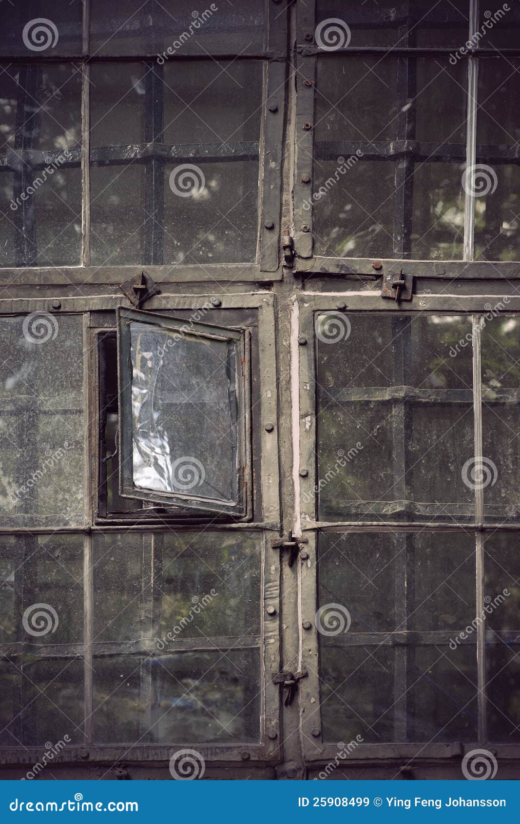 Dirty old window stock image. Image of broken, dirty - 25908499