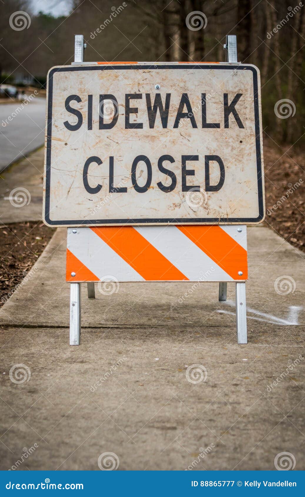 Dirty Sidewalk Closed Sign with Copy Space Stock Image - Image of copy ...