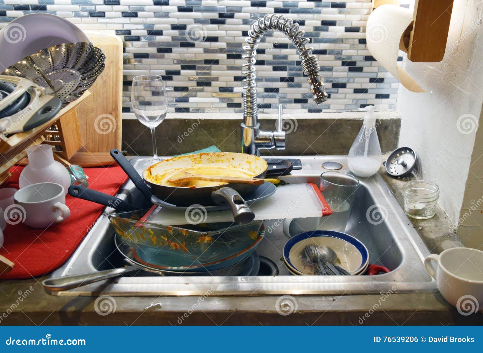 Dirty Sink in a Messy Kitchen Stock Photo - Image of cockroach, sponge ...