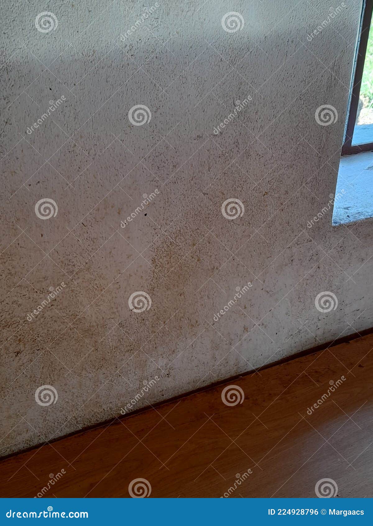 Dirty wall needing paint stock photo. Image of wall - 224928796