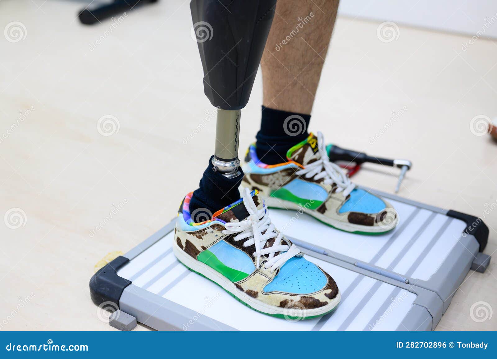 Disabled Athlete Patient with Physical Disability Doing Exercise Stock ...
