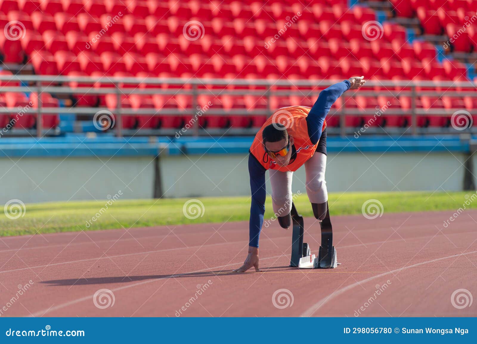 Disabled Athletes Prepare in Starting Position Ready To Run Stock Photo ...