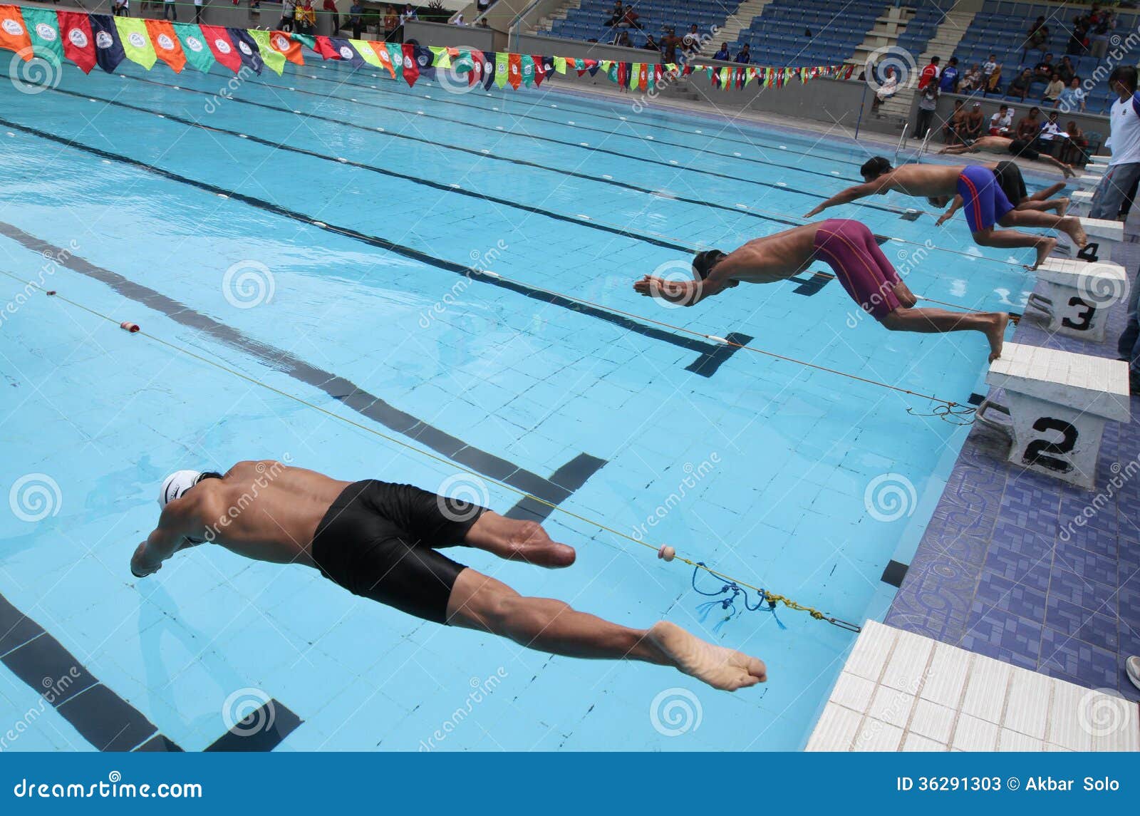 Disabled swimmer editorial stock photo. Image of asia - 36291303