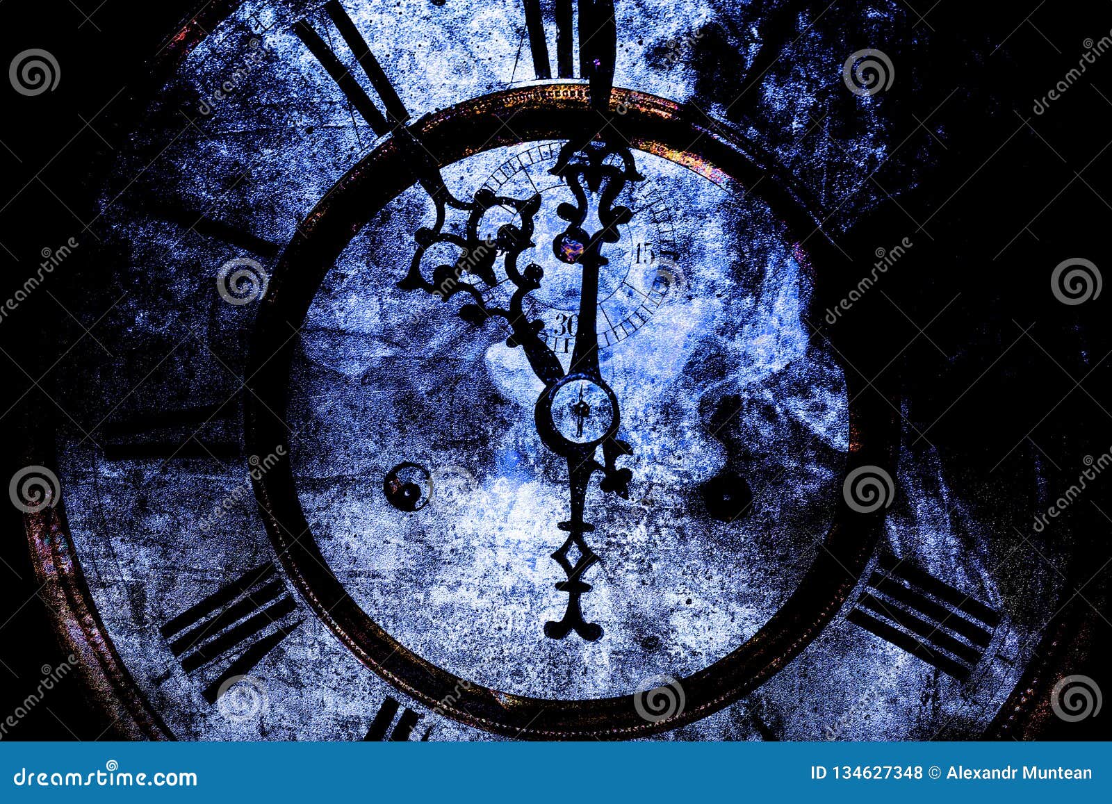 Disappearing old clock stock photo. Image of classic - 134627348