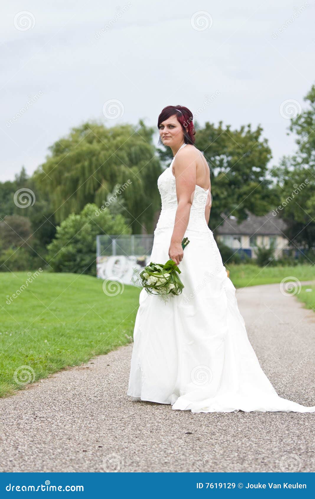Disappointed bride stock image. Image of flower, garden - 7619129