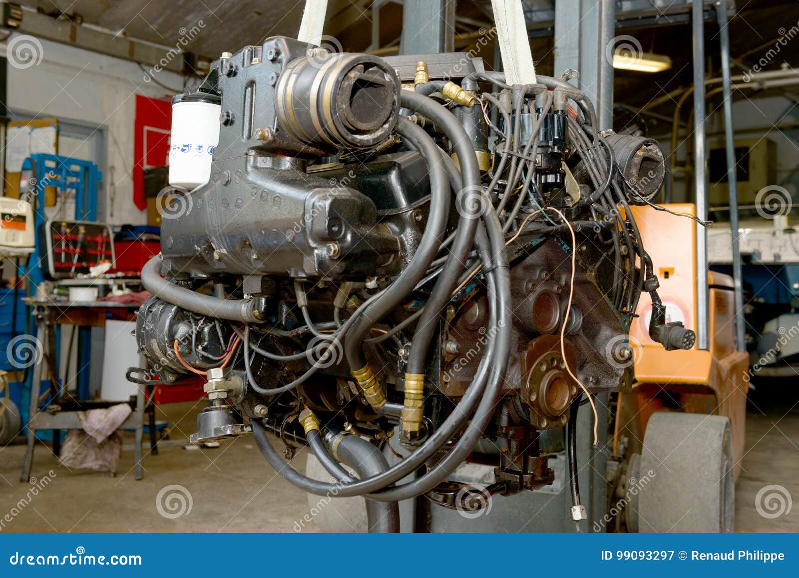 Disassembled engine stock image. Image of industry, crankshaft - 99093297