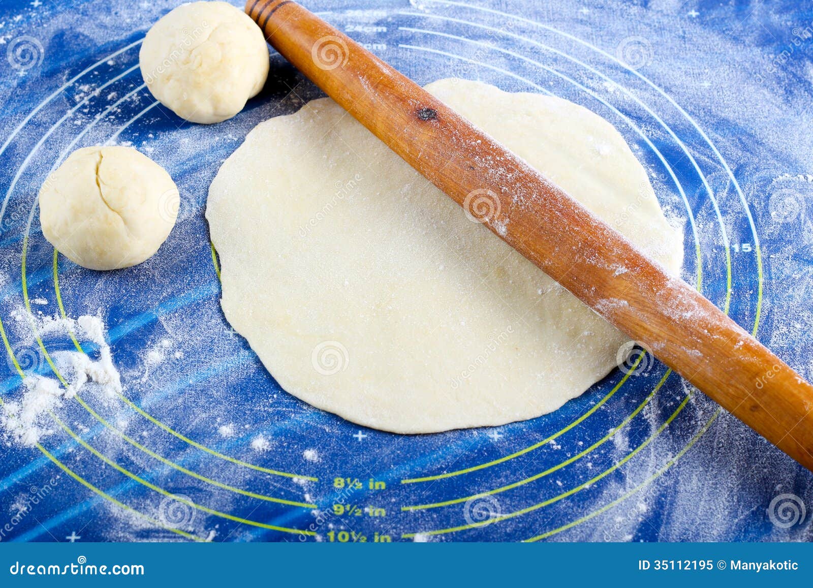 Disc stock image. Image of flour, rolled, food, preparing - 35112195