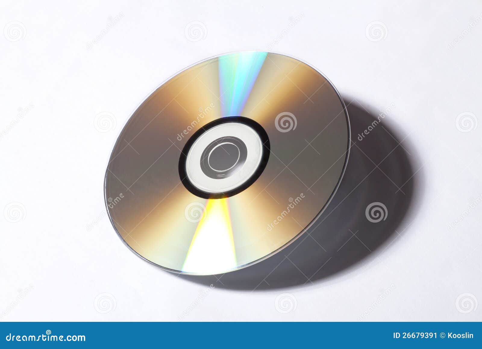 Disco compacto imagen de archivo. Imagen de blanco, aislado - 26679391