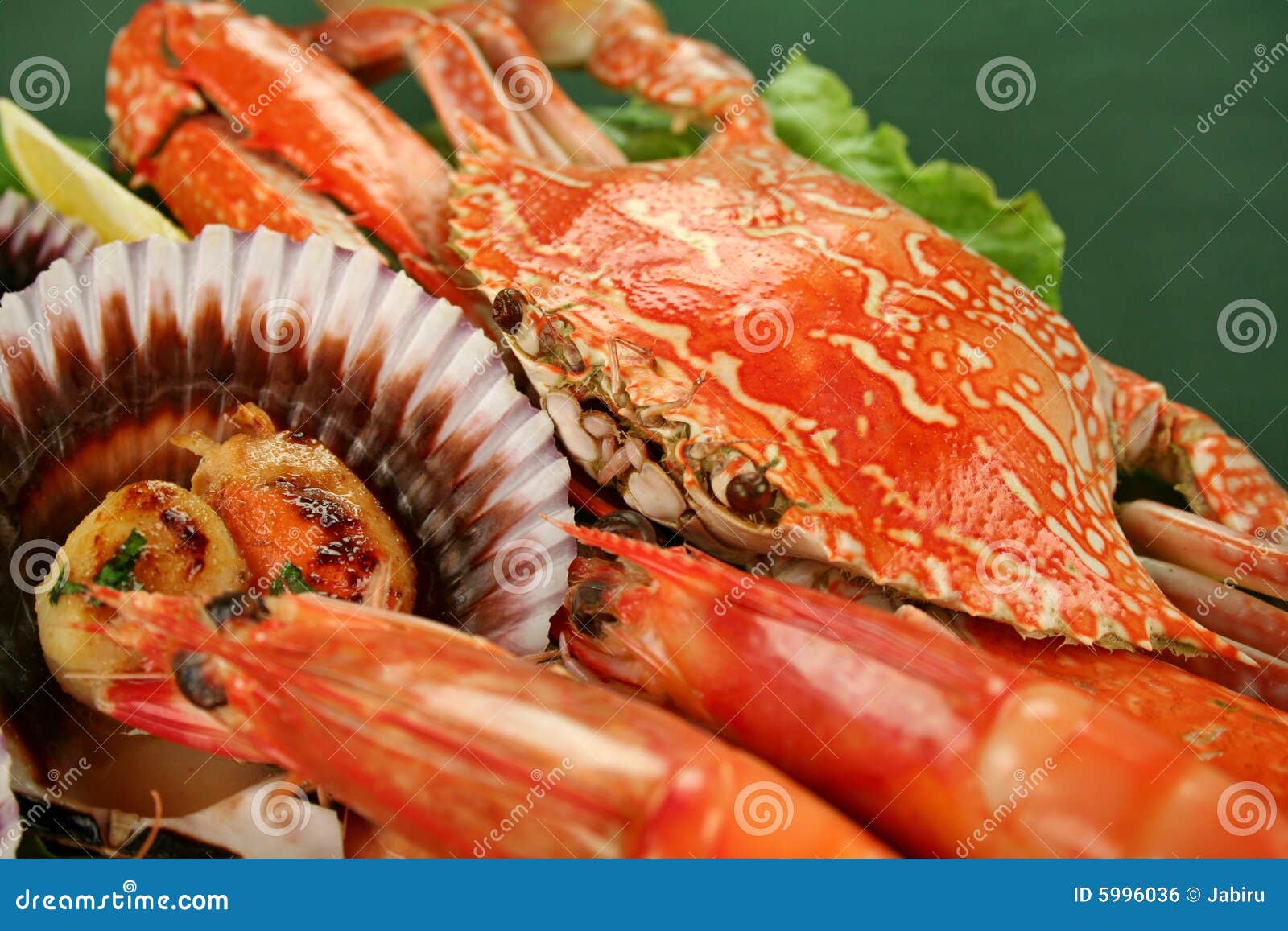 Disco de los mariscos foto de archivo. Imagen de culinario - 5996036