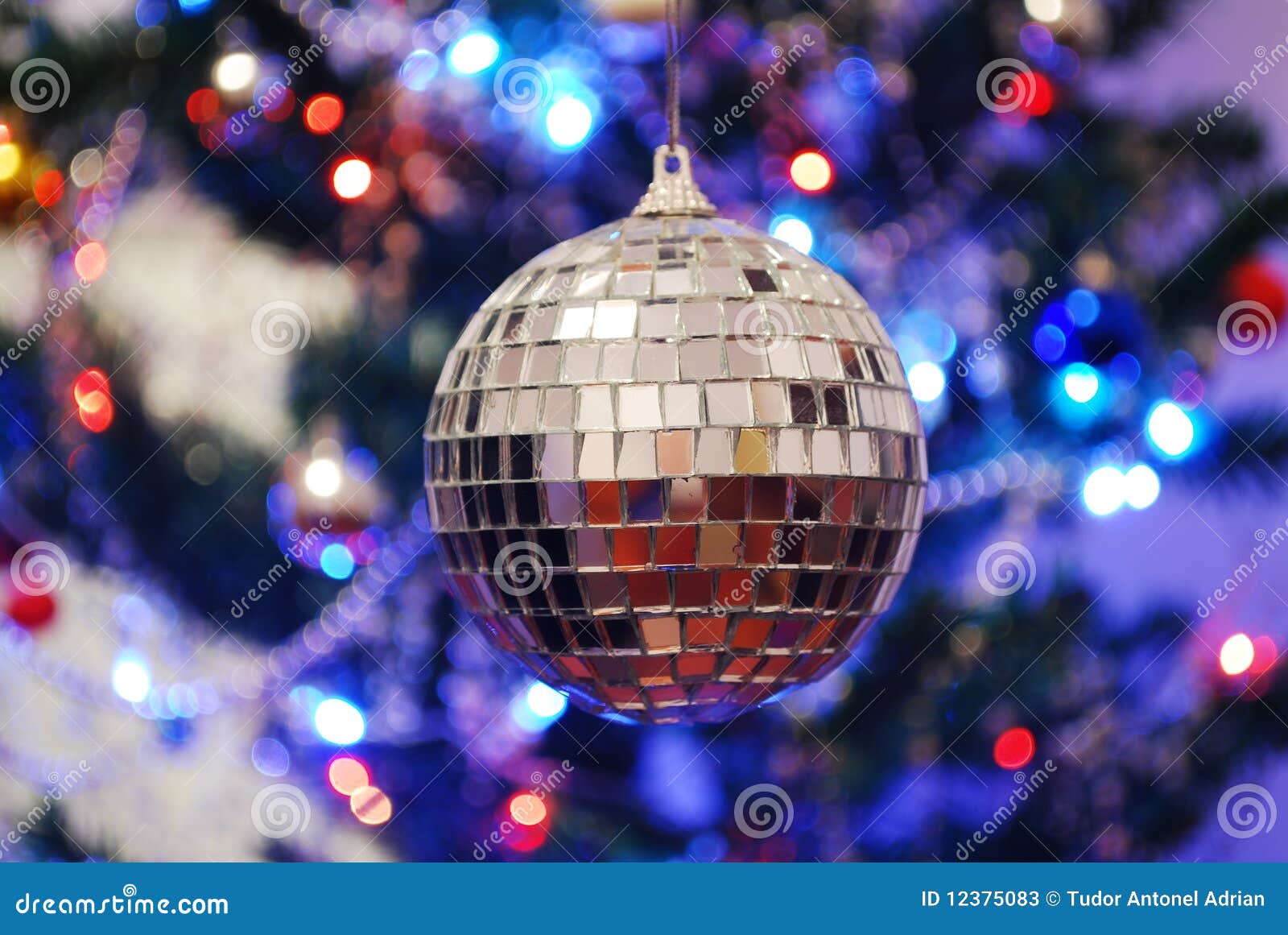 Disco-Kugel stockbild. Bild von tanz, bunt, festlichkeiten - 12375083
