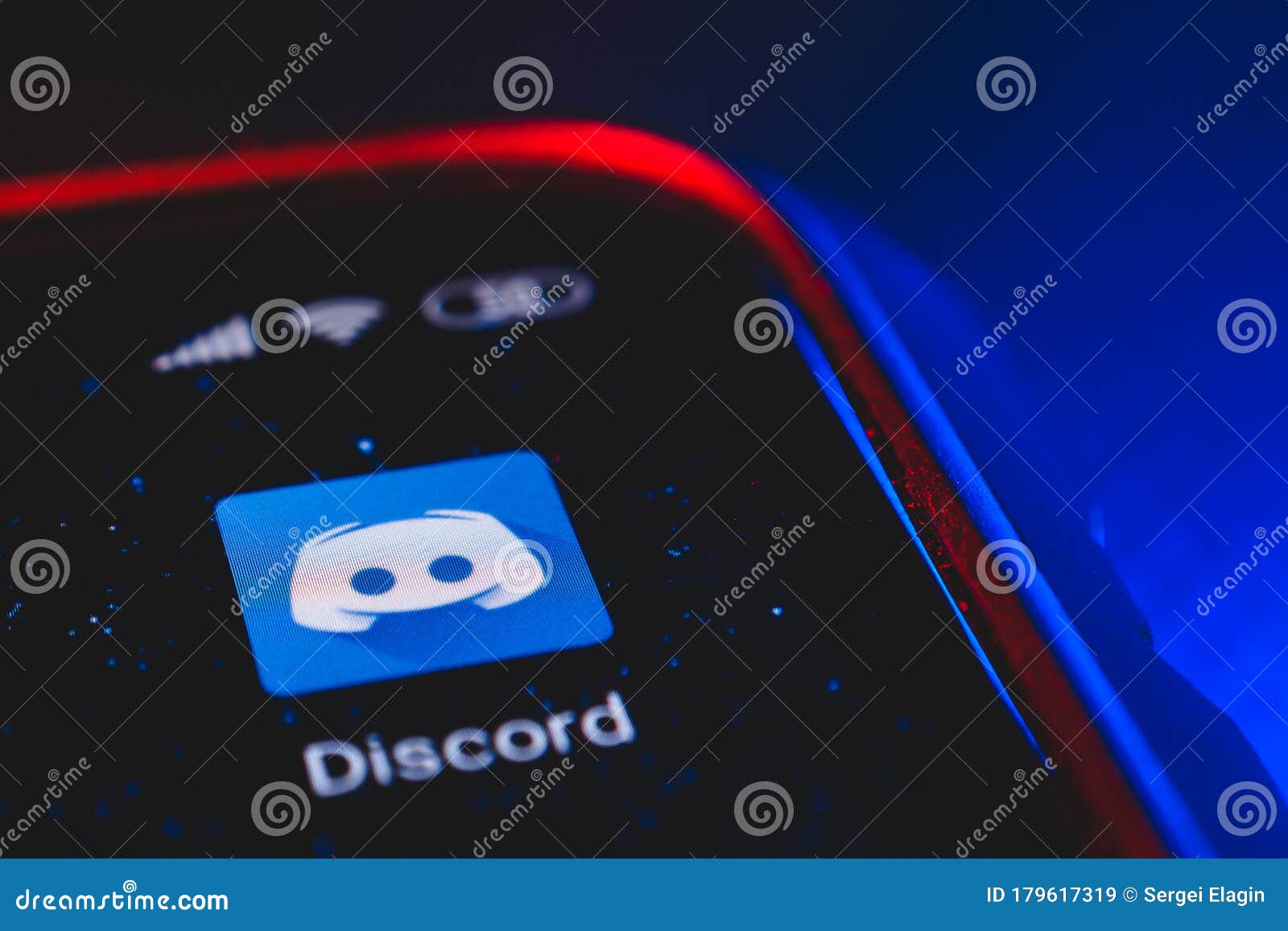 Discord App Icon on the Screen Smartphone Editorial Stock Image - Image ...