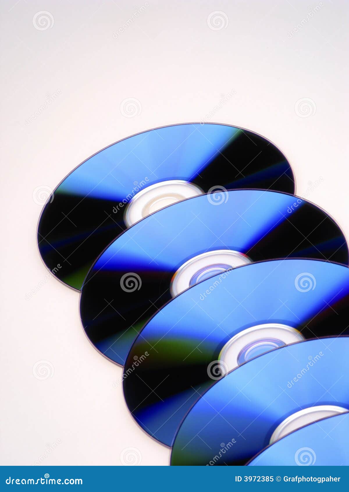 Discos de DVD imagen de archivo. Imagen de discos, ordenador - 3972385