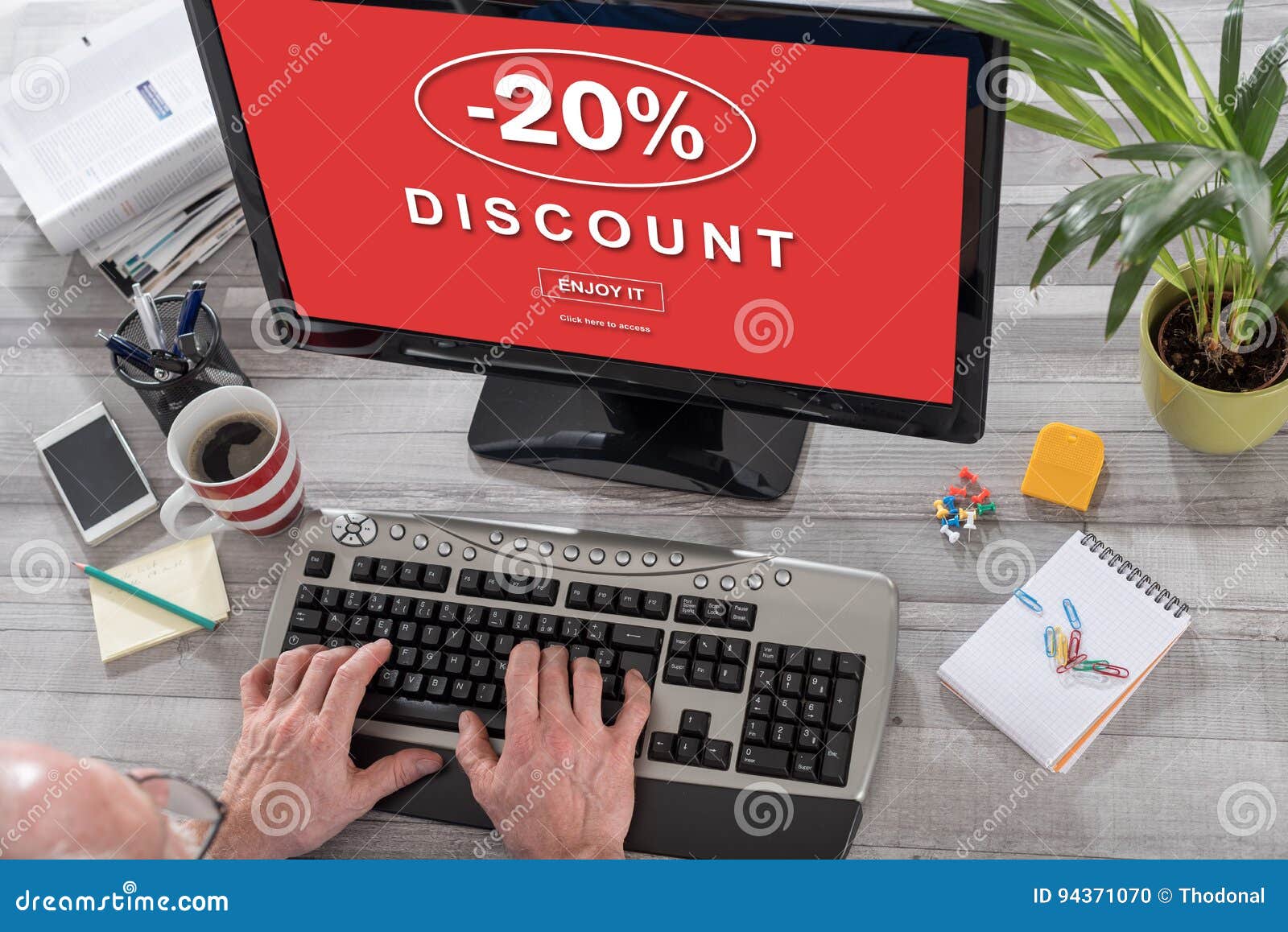 Discount Concept on a Computer Stock Photo - Image of offer, business ...