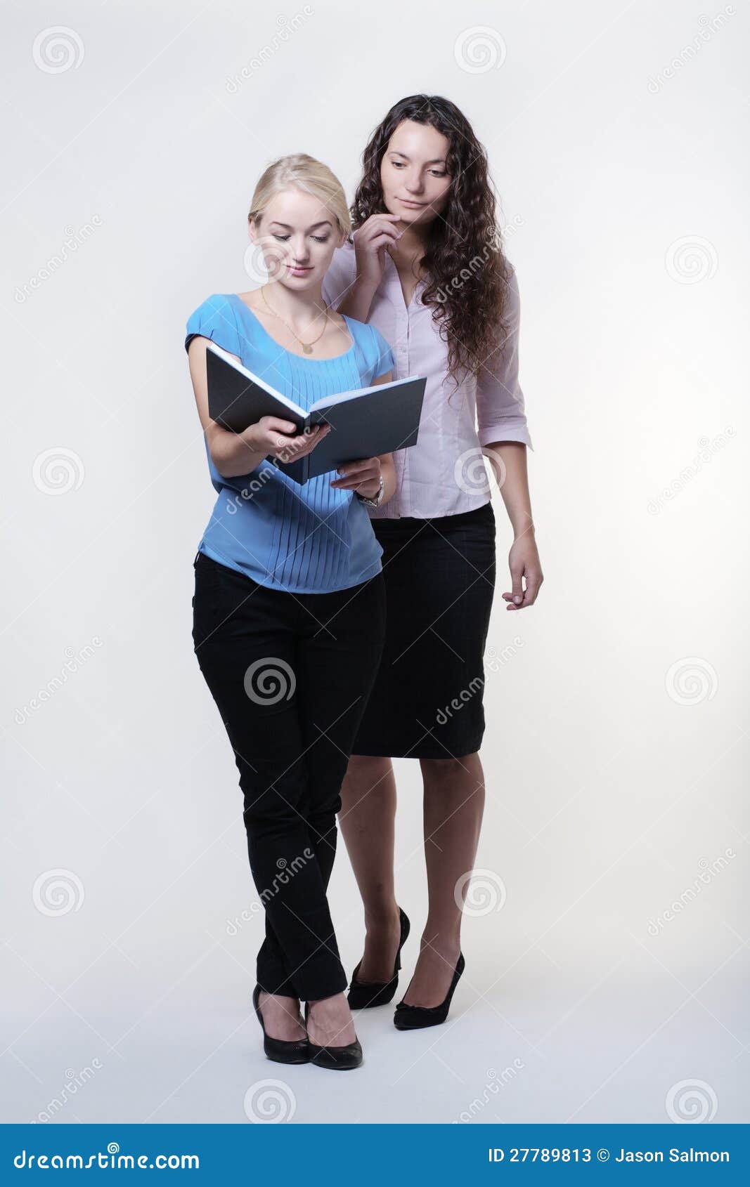 Discrepantie in De Administratie Stock Afbeelding - Image of boek ...