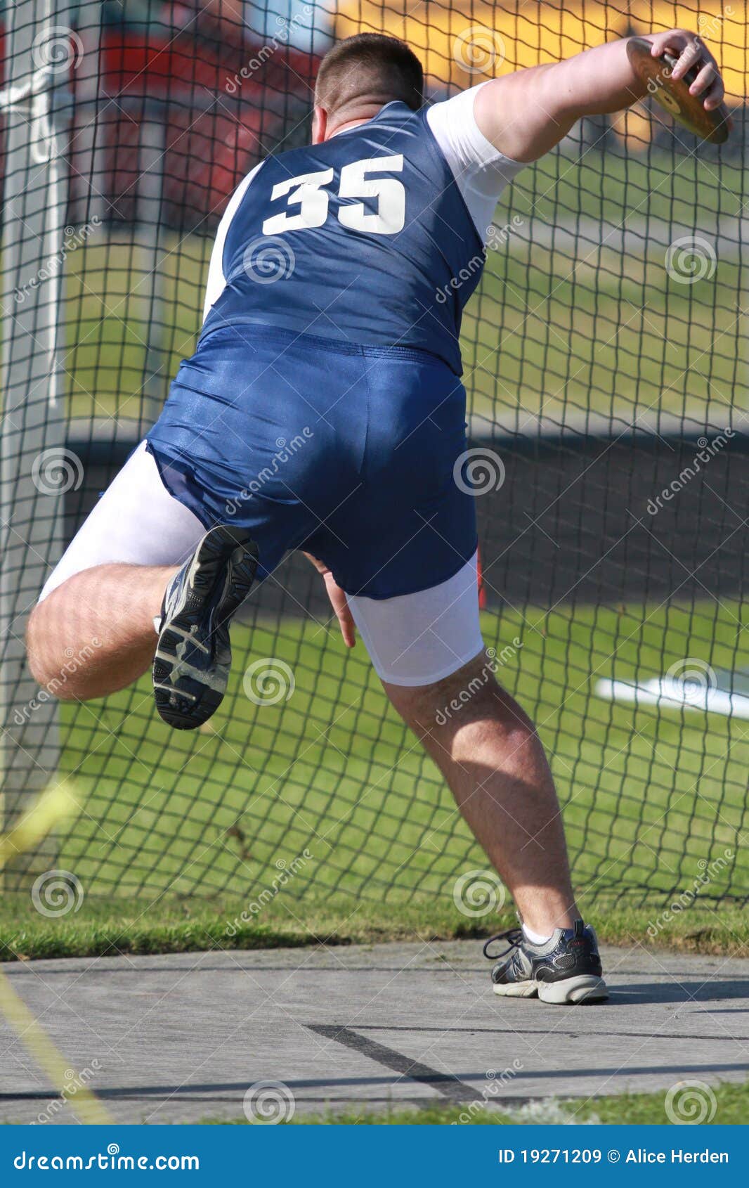 Discus Competition editorial stock image. Image of sport - 19271209