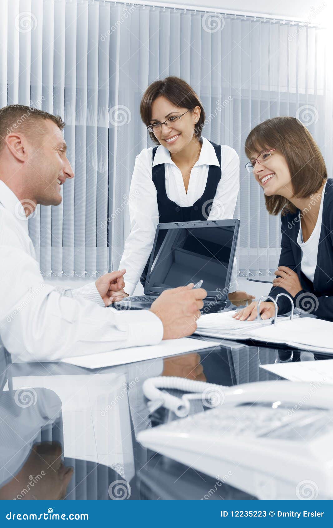 Discuss stock image. Image of interacting, businessgroup - 12235223