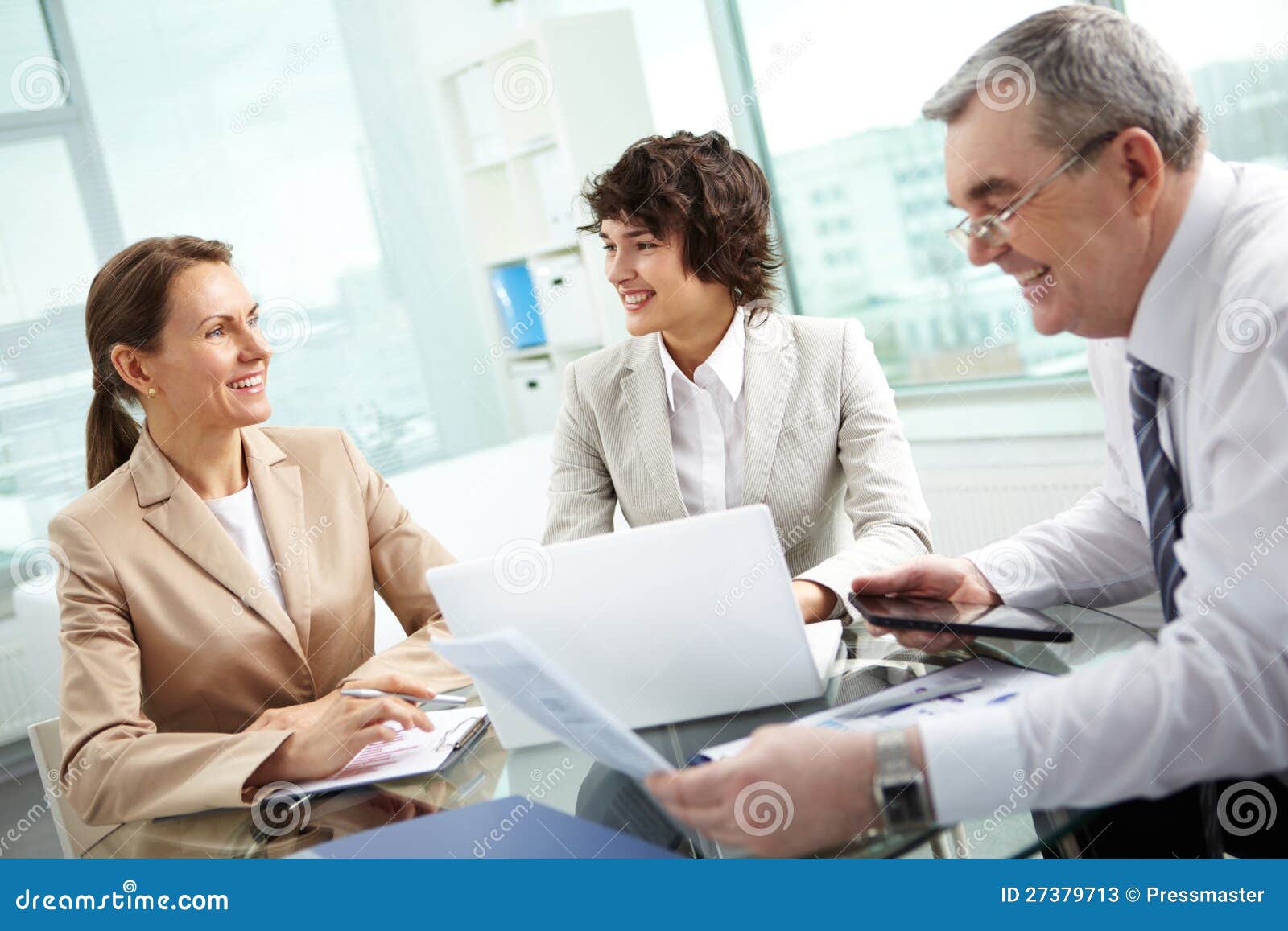 Discussing Business Matters Stock Image - Image of discussing, office ...