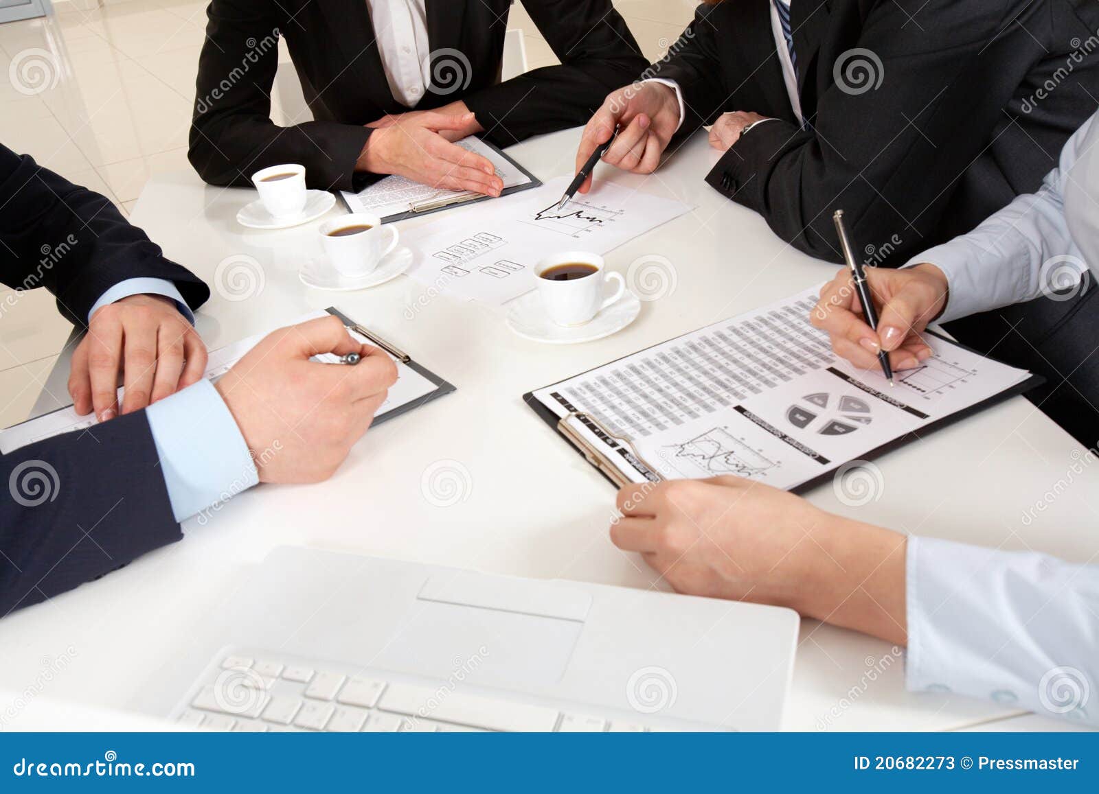 Discussing plan stock image. Image of graph, meeting - 20682273