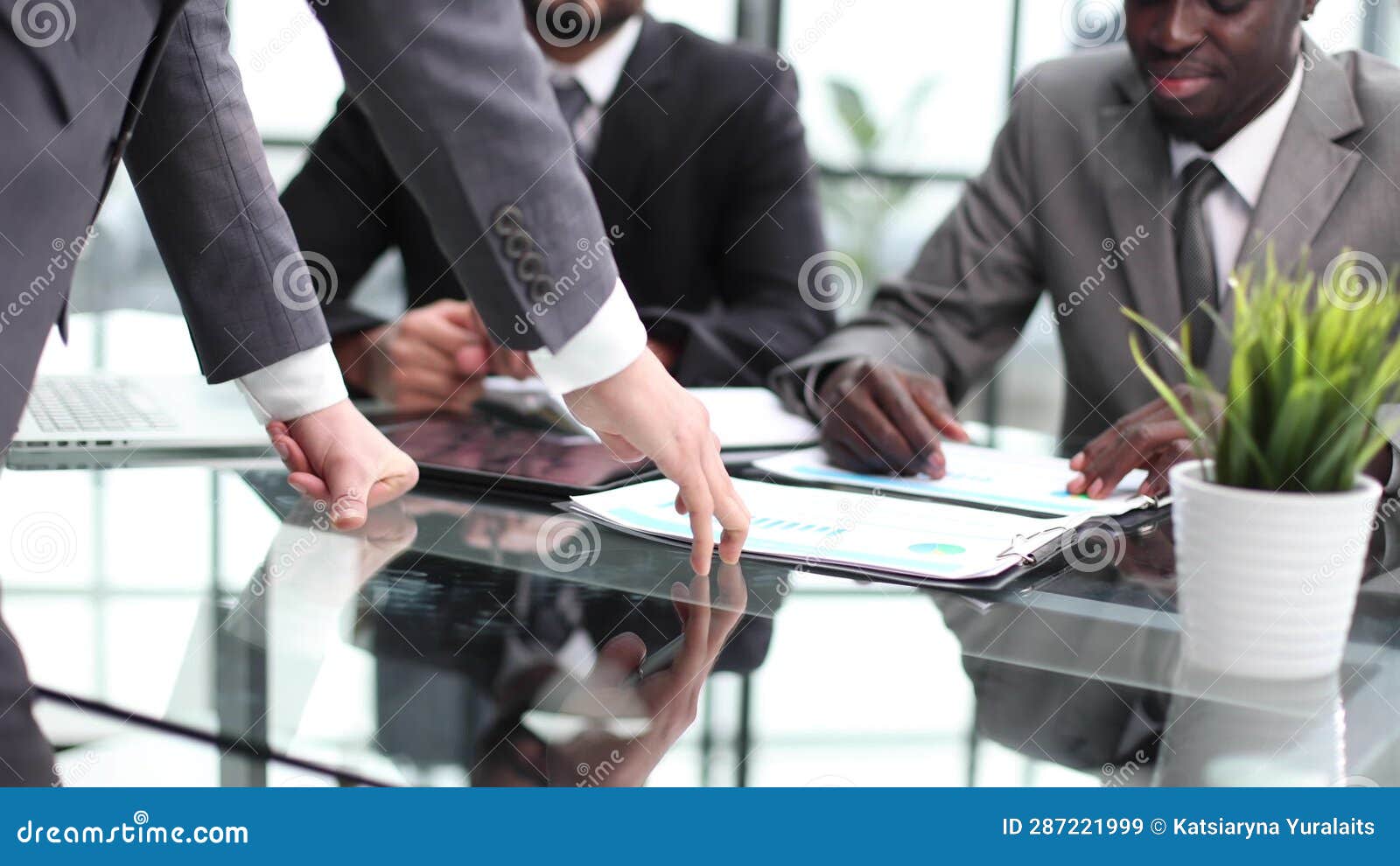 Discussion and Brainstorming, Bookkeeping Audit Graph and Chart ...