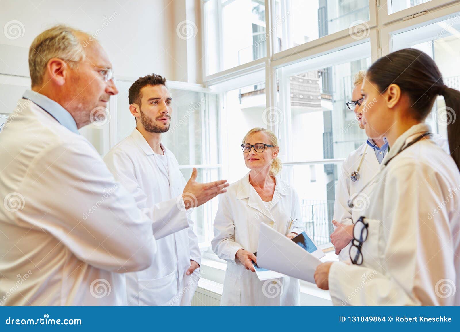 Discussion between Doctors and Nurses Stock Photo - Image of planning ...