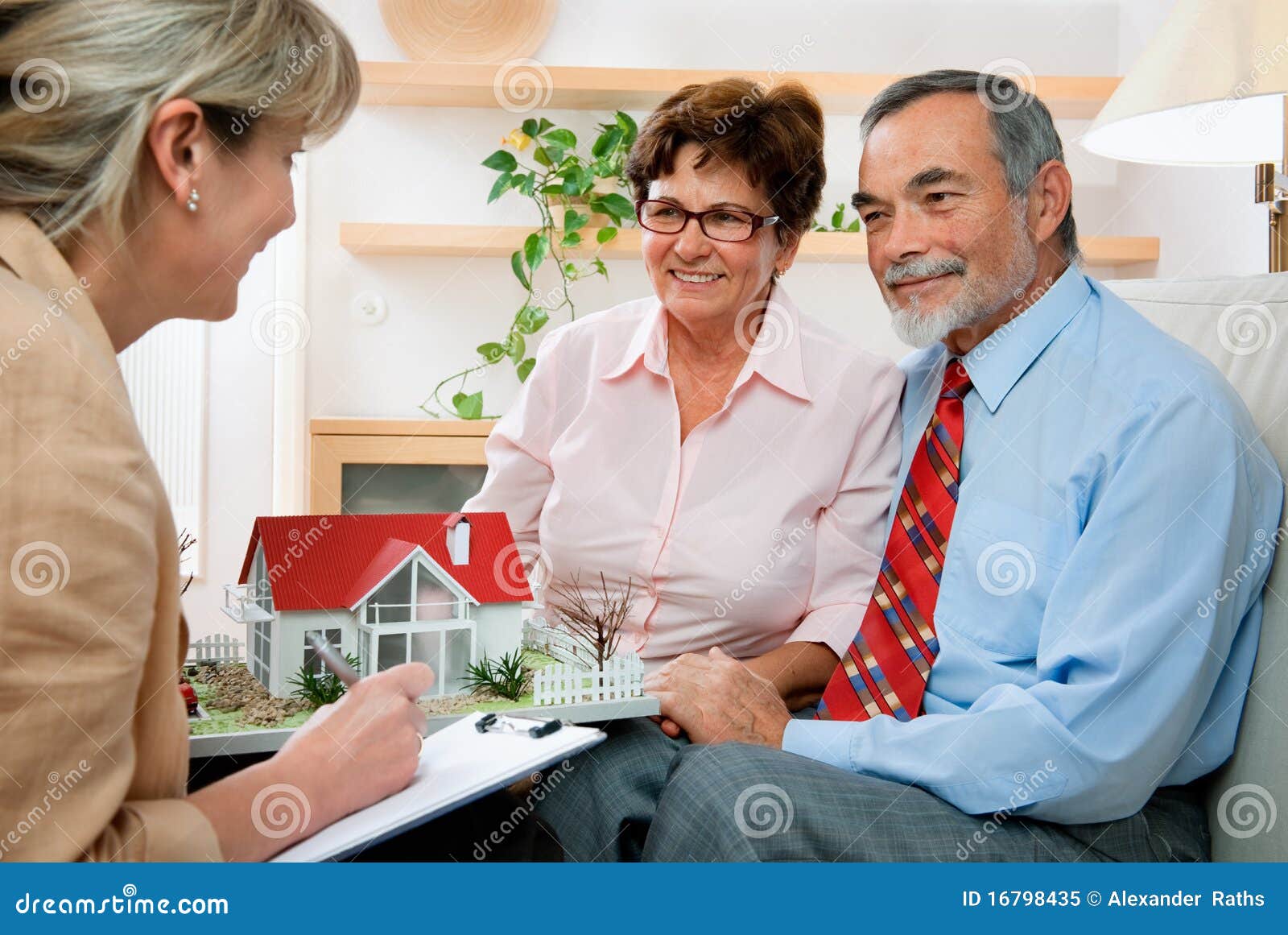 Discuter Avec Le Conseiller Image stock - Image du contact, demander ...