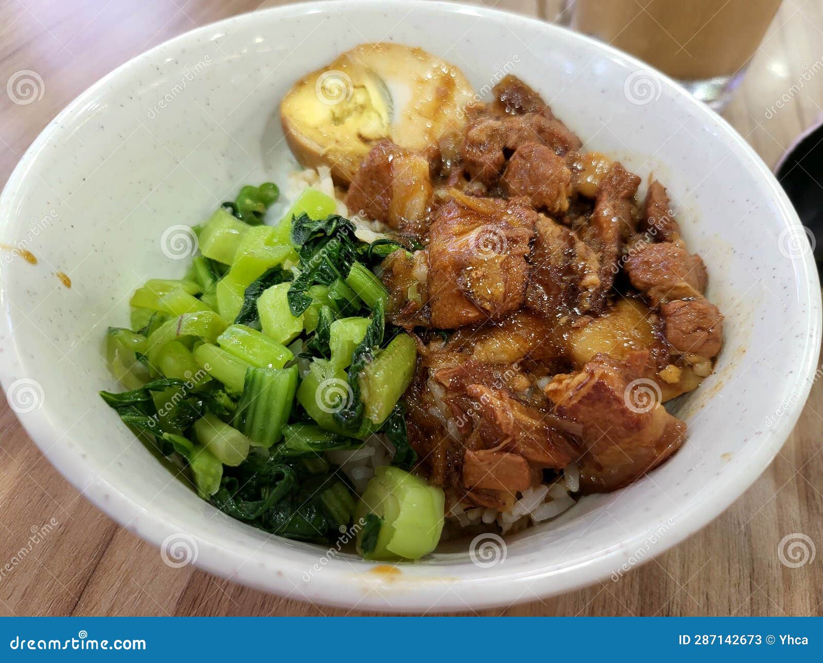 A Dish of Braised Pork Rice Stock Image - Image of bowl, dinner: 287142673